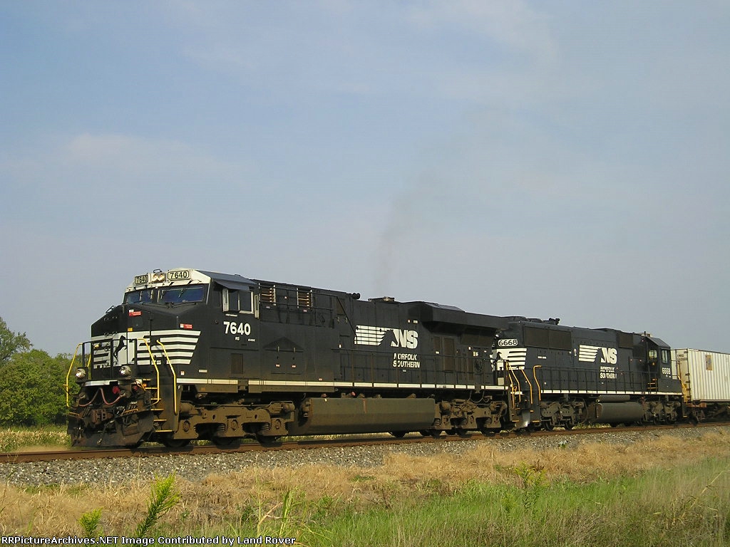 NS 7640 On NS 295 Eastbound